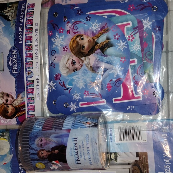 Disney | Party Supplies | Disney Frozen Birthday Party Decor Set 7 ...